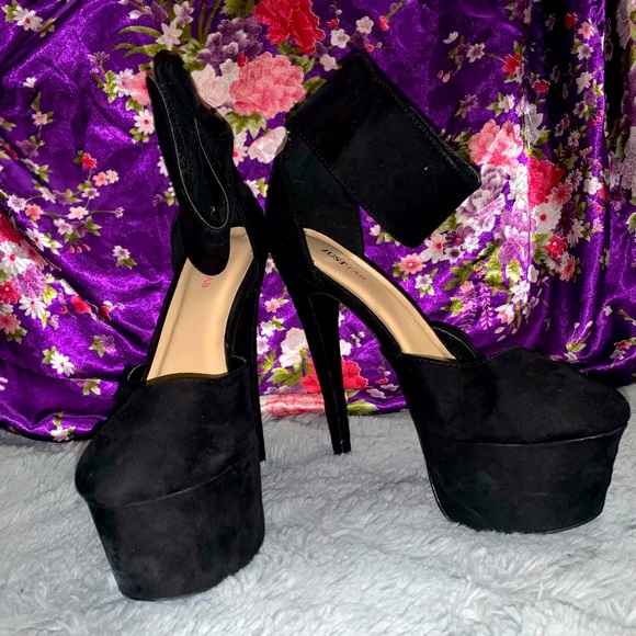 JustFab | Shoes | Black 7 Inch Platform Heel From Just Fab | Poshmark